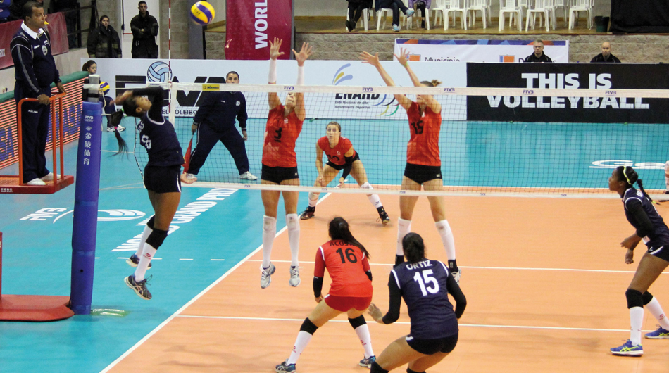 Vóley: belleza y fuertes mates en duelo Perú vs. Canadá | DEPORTE-TOTAL ...