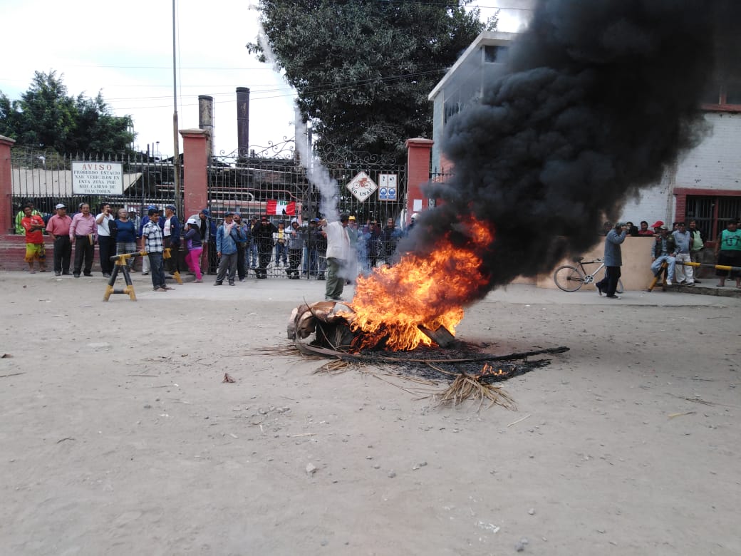 Tumán: trabajadores continúan protesta en los exteriores de la ...
