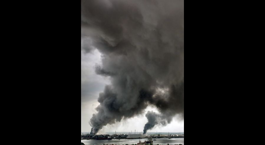 La apocalíptica explosión en una planta de Pemex en México | MUNDO | EL ...