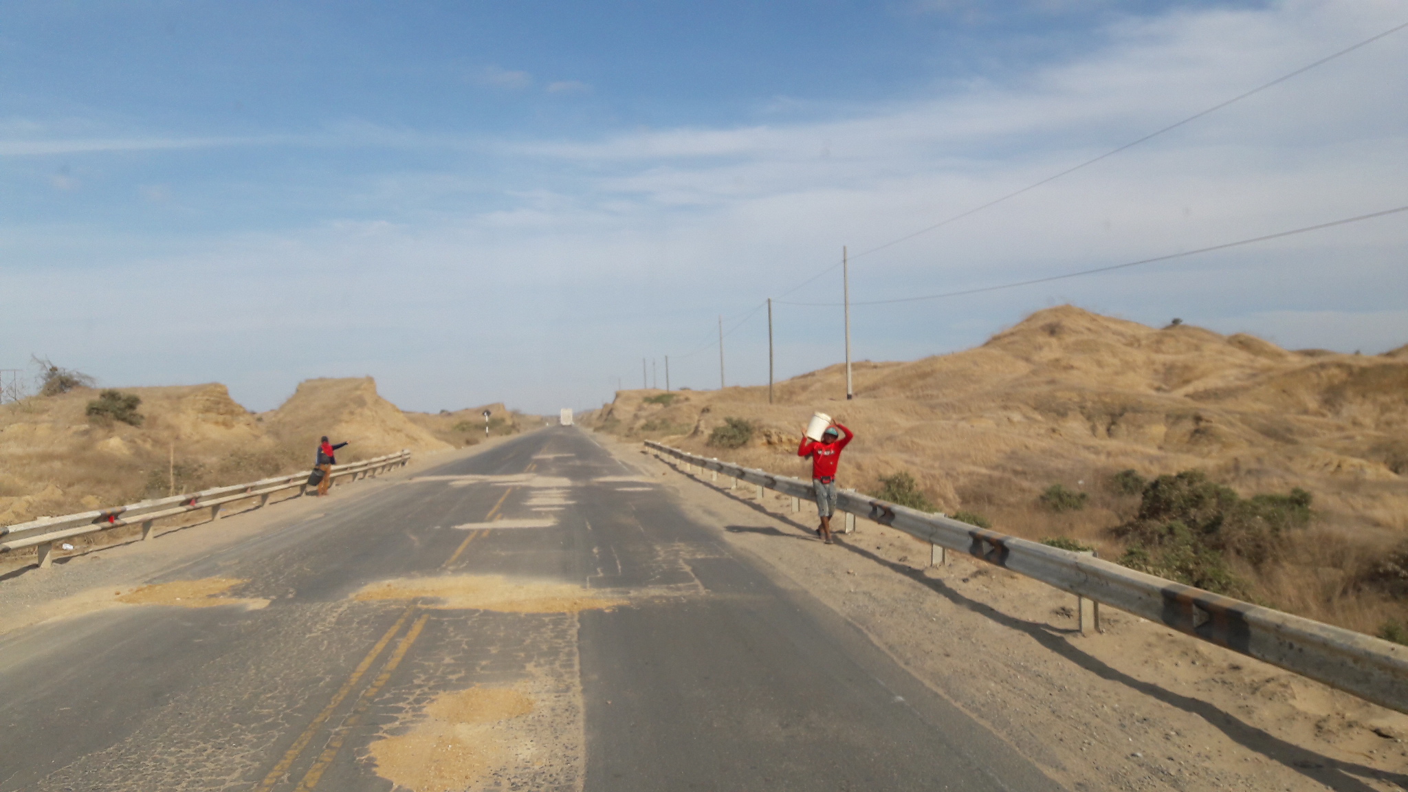 El deplorable estado de la carretera hacia principales playas del norte ...