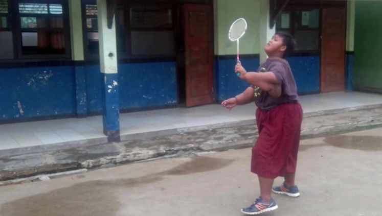 Arya Permana: Esta es la sorprendente transformación del niño más obeso ...