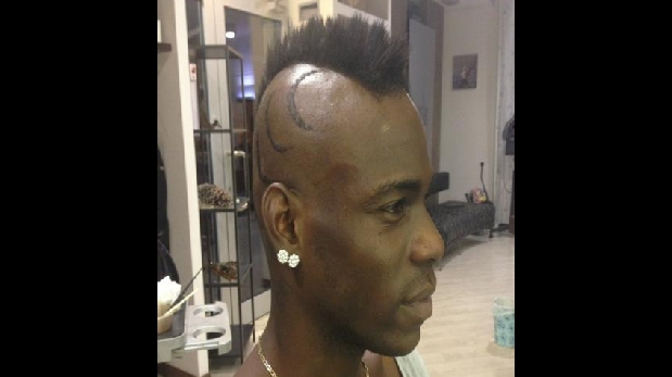 Mario Balotelli y su excéntrico nuevo corte de cabello | DEPORTE-TOTAL ...