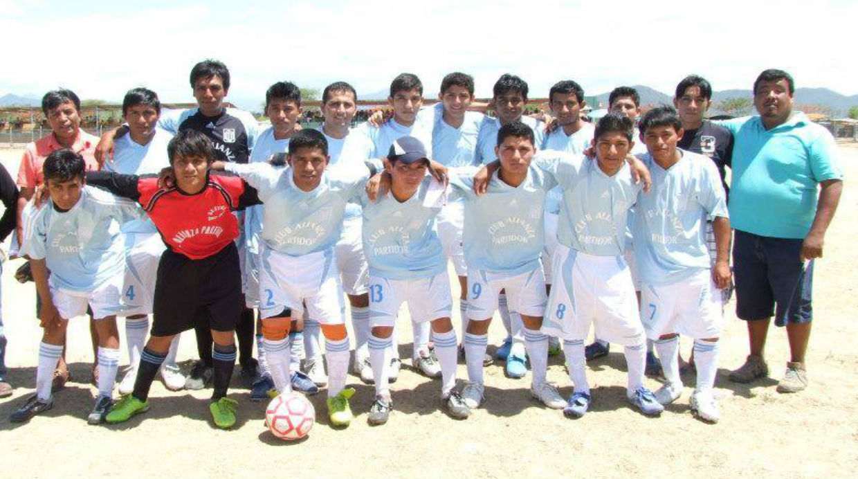 Rico Pollo, Alianza Partidor y más nombres raros en Copa Perú | DEPORTE ...